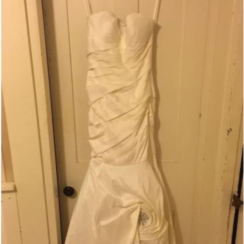 Jovani Size 2 White Mermaid Evening Gown - Gem